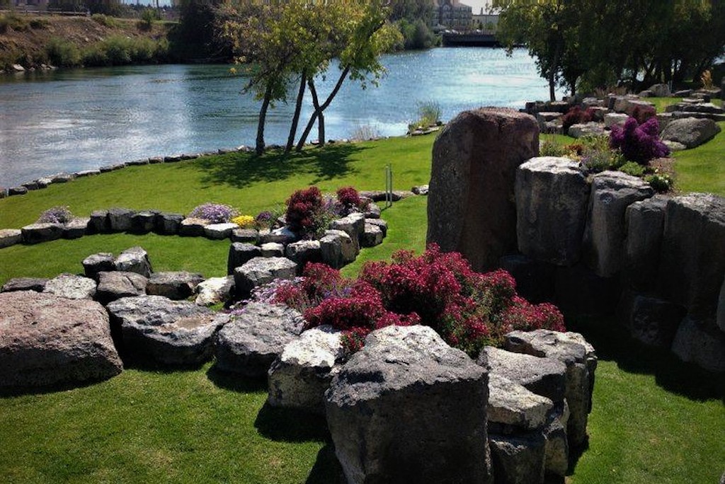 Photo Gallery - Rock Solid Hardscapes