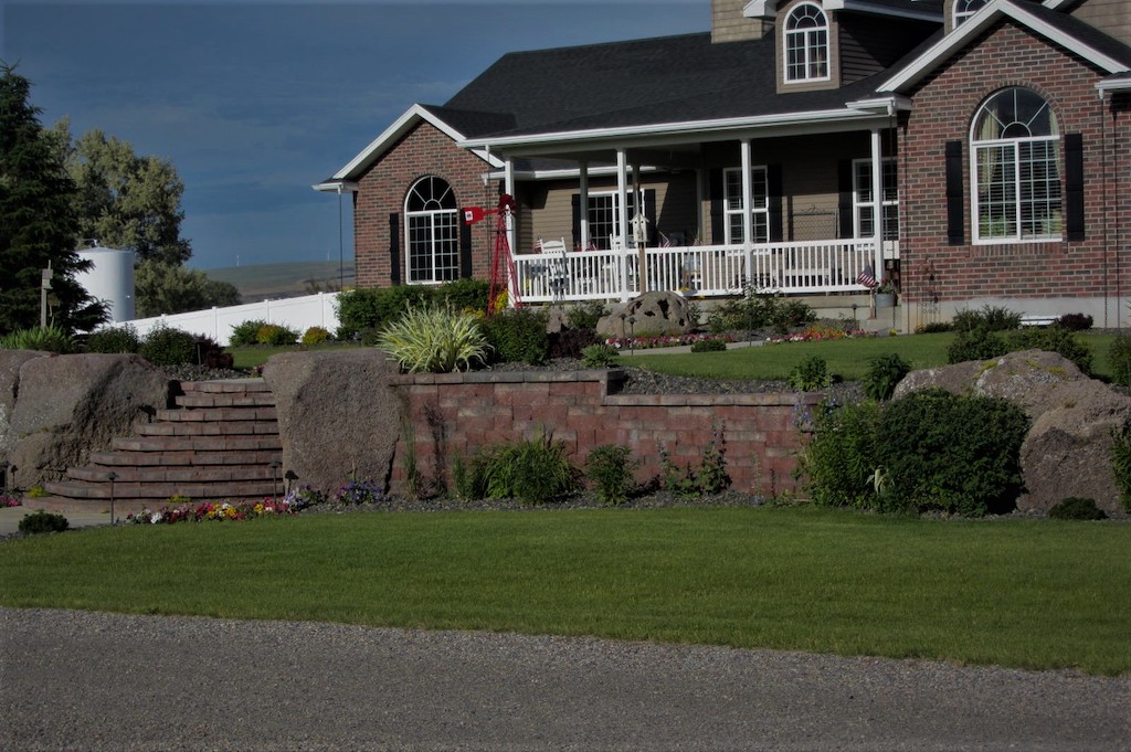 Photo Gallery - Rock Solid Hardscapes